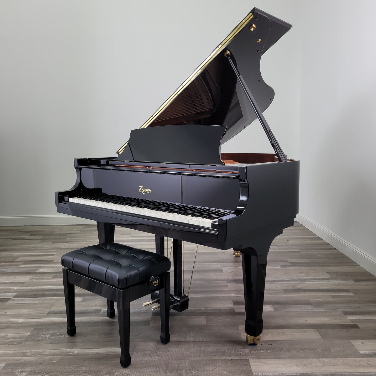 Grand Piano Practice/Lesson Space (Hourly Rate) – Graves Piano